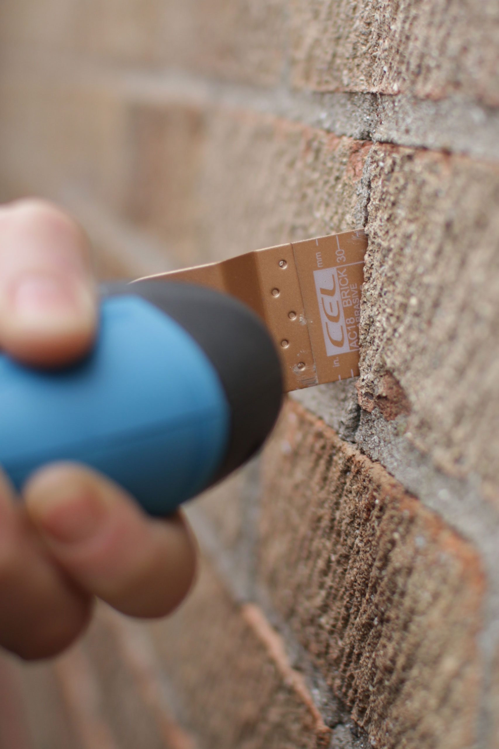 CEL MTP1-C +IonPRO 10.8V Li-ion Multi-Tool with Full Accessories ...