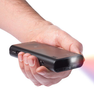 Aiptek PocketCinema V60 DLP-Projector with Office Reader (Contrast 500: ...