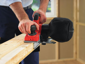 BLACK+DECKER 750 W High Performance Rebating Planer with Vacuum Adaptor ...