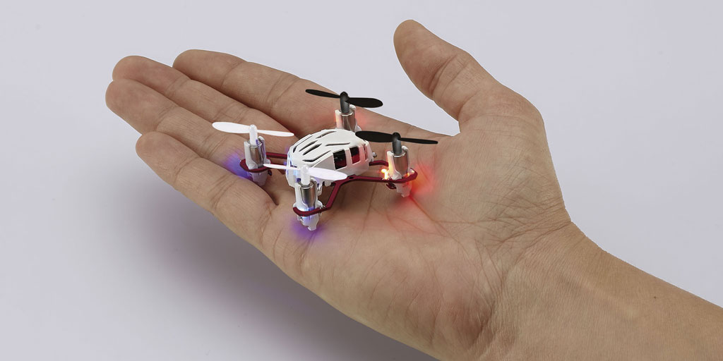 Revell Control XS Nano Quad Micro Quadrocopter (White) : Amazon.co.uk ...