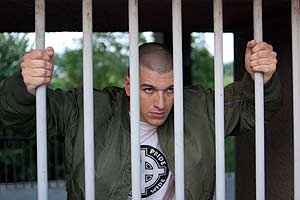 Skinning - Wir sind das Gesetz: Amazon.de: Nikola Rakocevic, Viktor ...