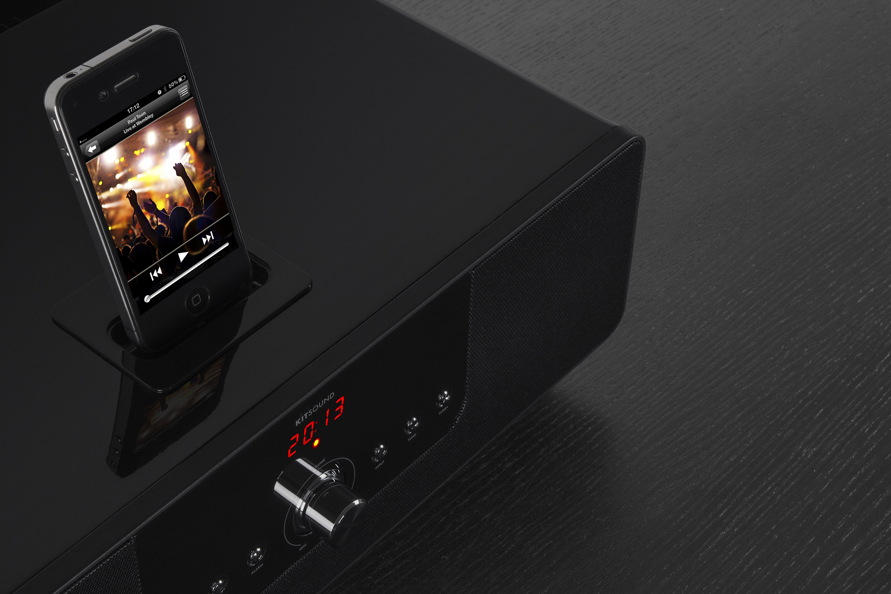 KitSound BoomDock Dockingstation mit EU Netzstecker Kompatibel mit ...