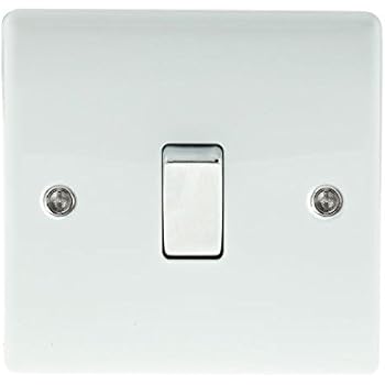 MK Logic Plus K4871 WHI 10A Single Pole 2 Way Plateswitch, 1 Gang ...