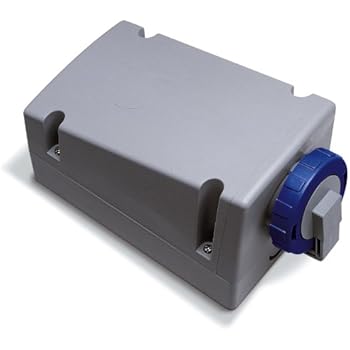 MK Commando K9762 Angled Socket Outlet 32 Amp 2P+E 200-250 Volt (IP67 ...