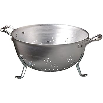 Passoire professionnelle à pieds/Dite "passoire à gras". Aluminium. 3 ...