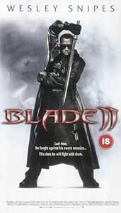 Blade II [VHS] [2002] : Wesley Snipes, Kris Kristofferson, Ron Perlman ...