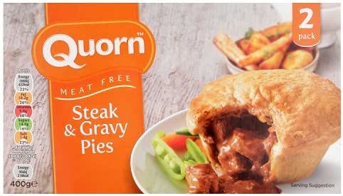 Quorn Meat Free Steak & Gravy Pies, 2 Pies, 400g (Frozen): Amazon.co.uk ...
