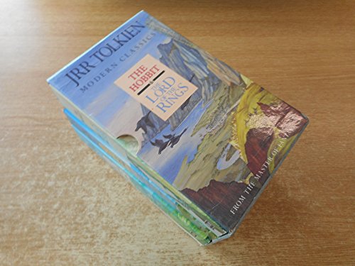 The Hobbit (Essential Modern Classics) : Tolkien, J. R. R.: Amazon.co ...