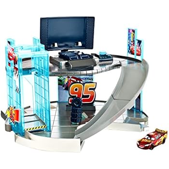 Cars 2 stephenson the spy train !!: Amazon.co.uk: Toys & Games