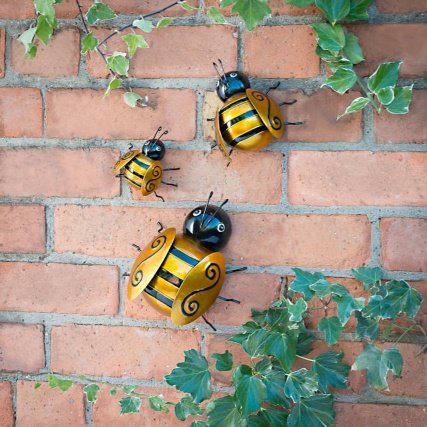 Ideal Gift Bumble Bee Wall Art For Garden, Patio and Home. | Gnomelands