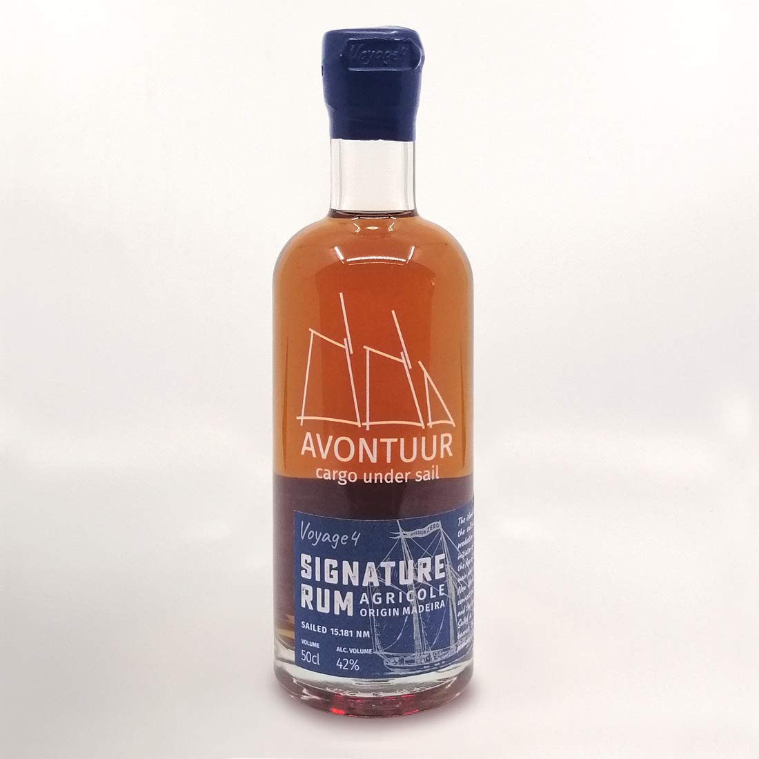 Mit der Avontuur segelt ein erstklassiger karibischer Rum über die Meere.