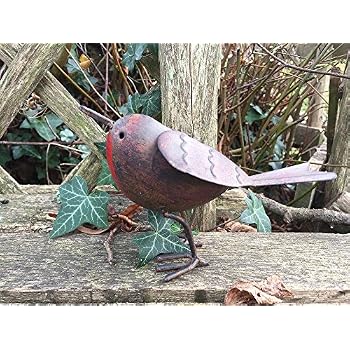 Metal Robin Garden Ornament.: Amazon.co.uk: Garden & Outdoors