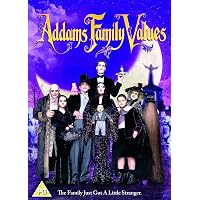 Addams Family Values [1993] [DVD]: Amazon.co.uk: Anjelica Huston, Raul ...