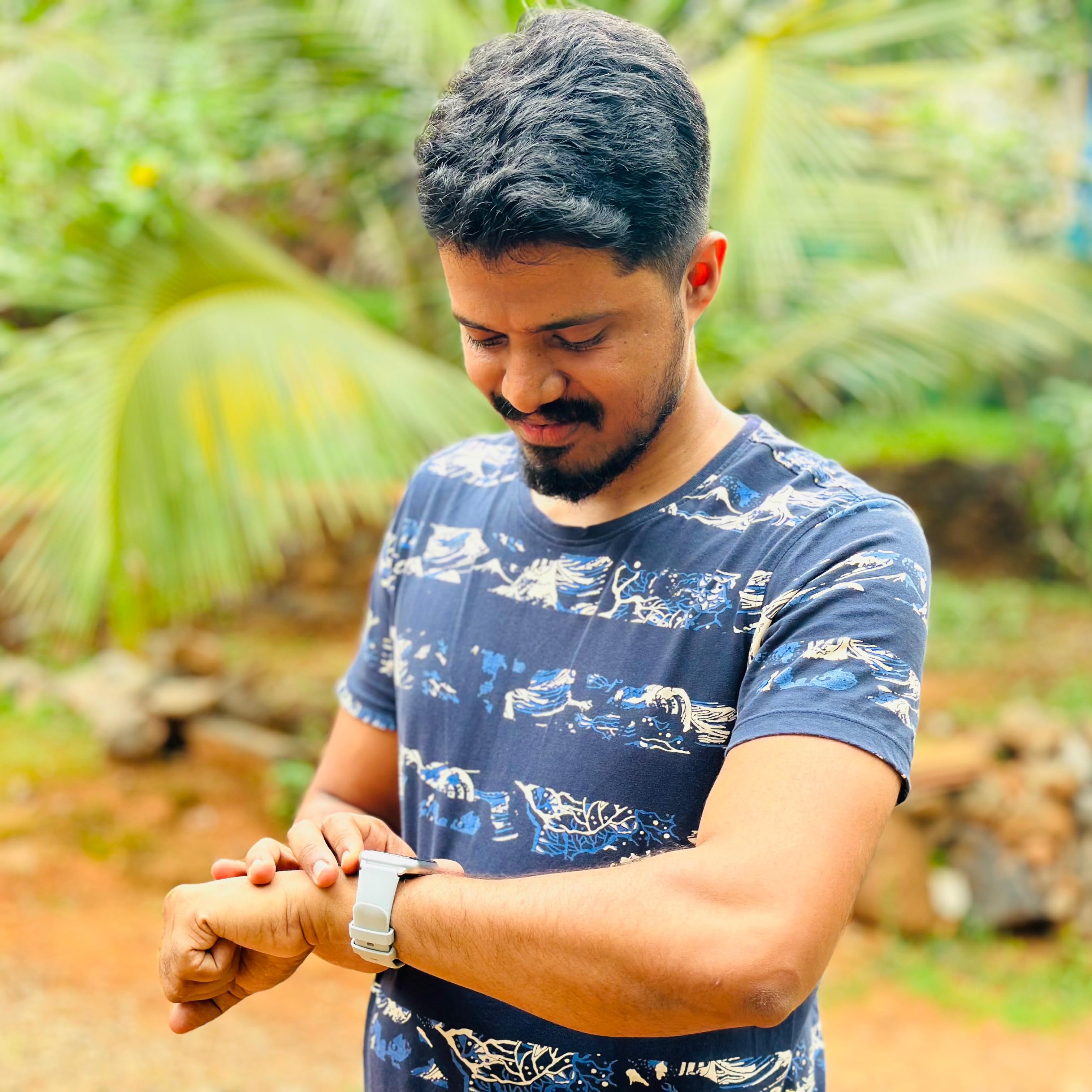 ABDUL RASHEED MUKKAM's Amazon Page