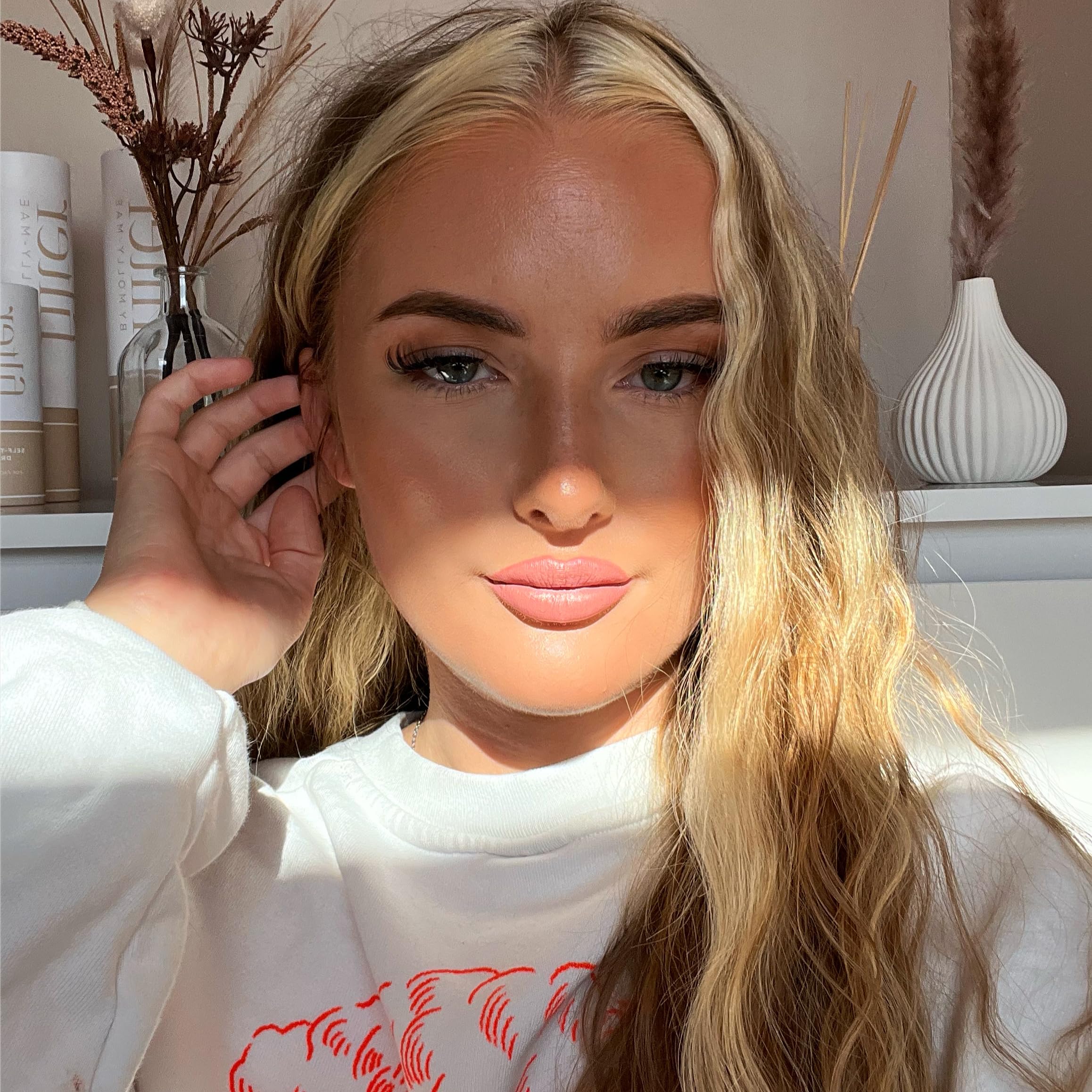 Anya Roscoe's Amazon Page