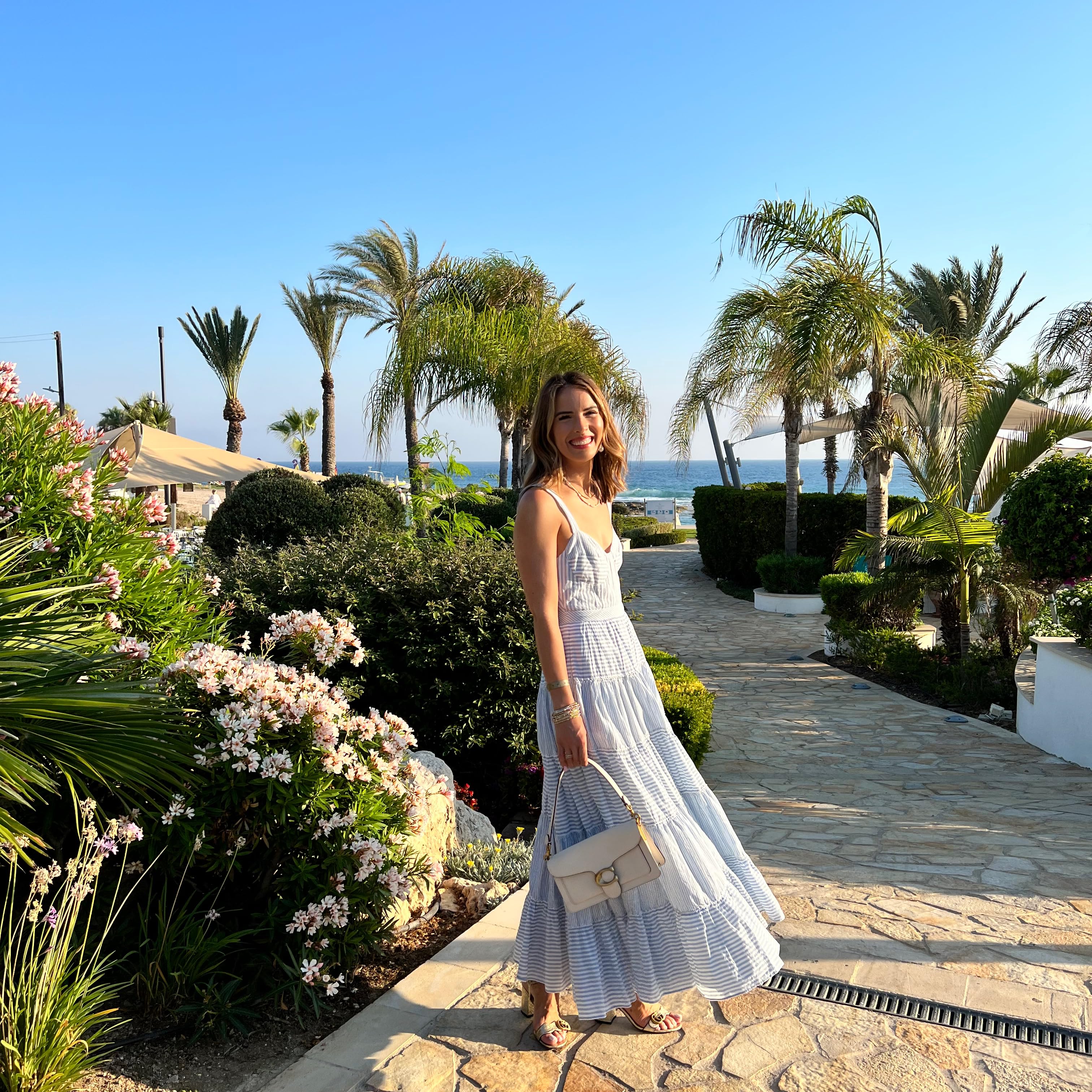 Anna Corry's Amazon page