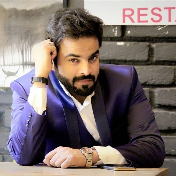 Owais Khan's Amazon Page