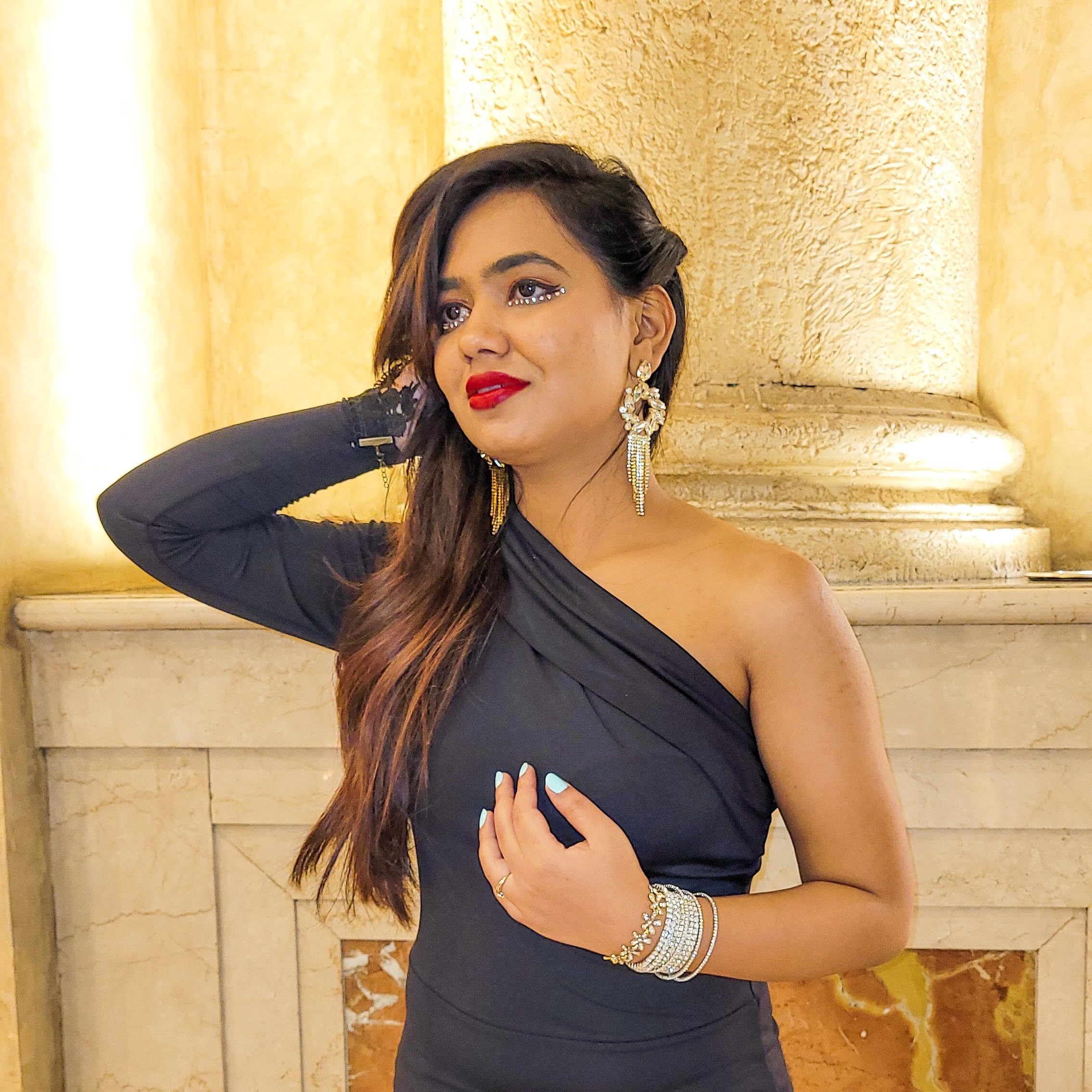 Dipti Parihar Sharma's Amazon Page