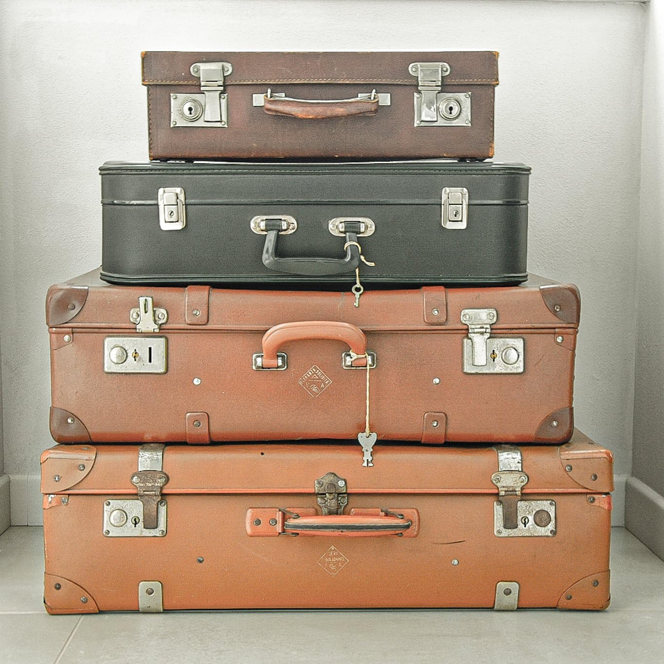 Pagina Amazon di Una moderna valigia vintage