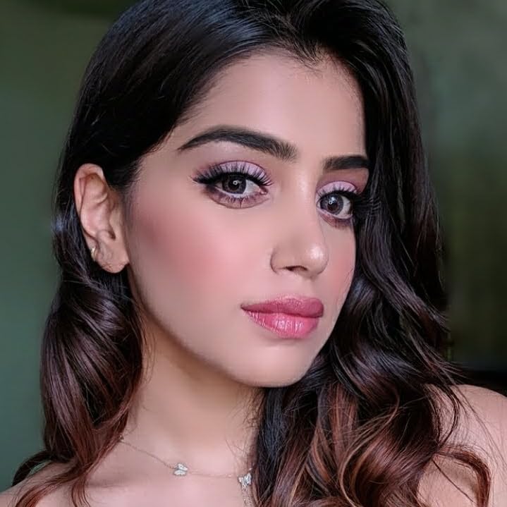 Anusha reddy's Amazon Page