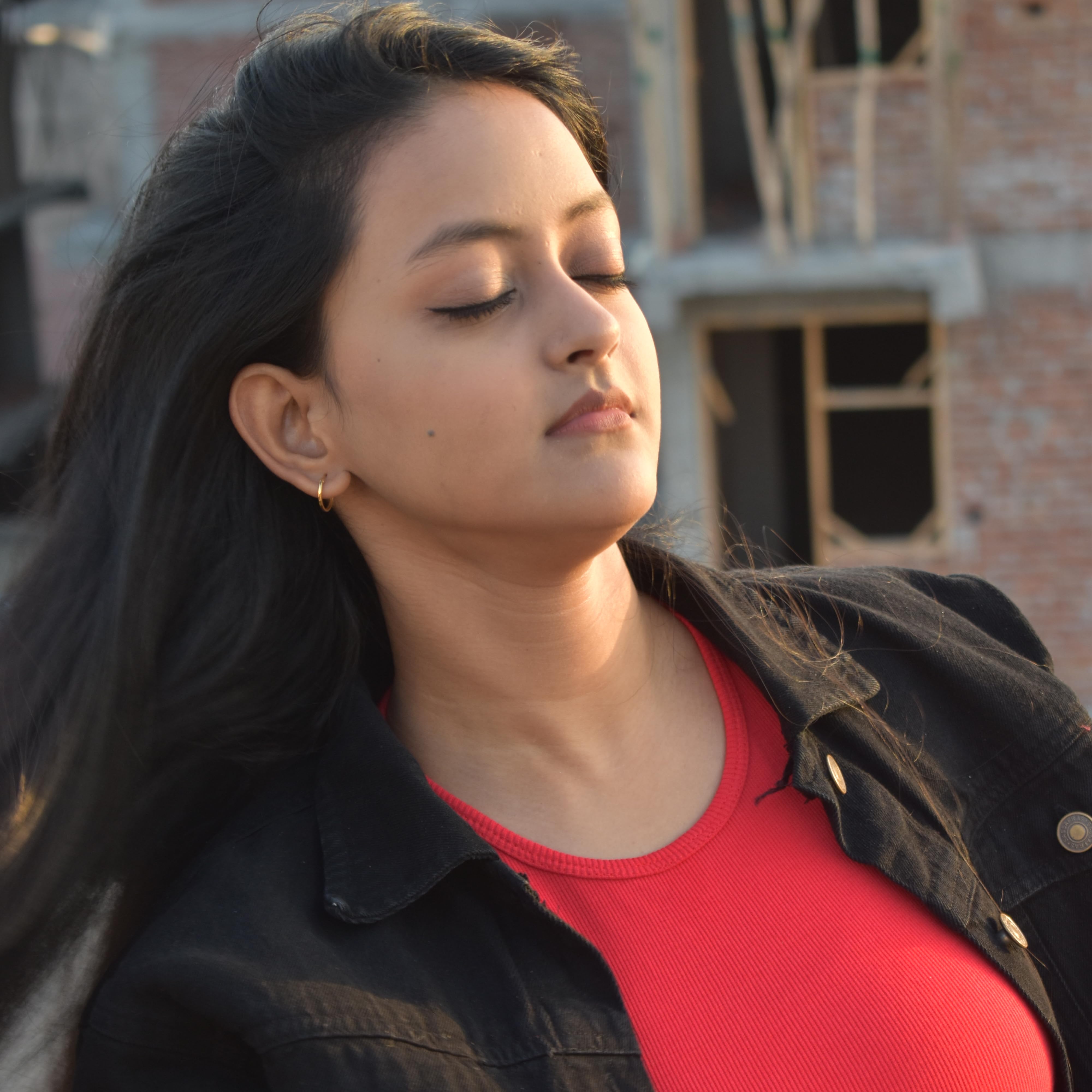 Saiqa khan's Amazon Page