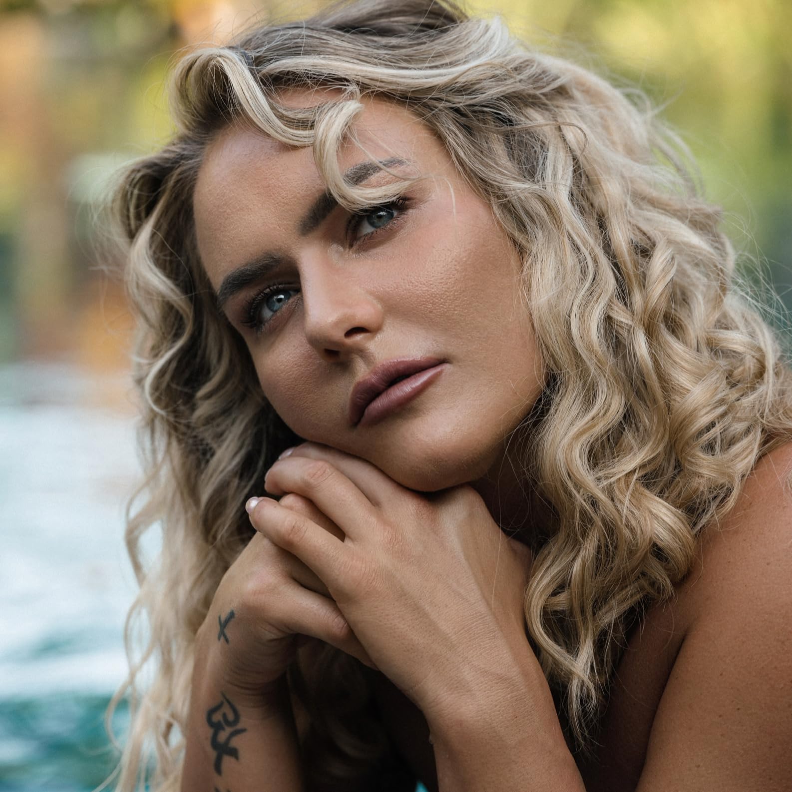 Sadie Gibbs's Amazon page