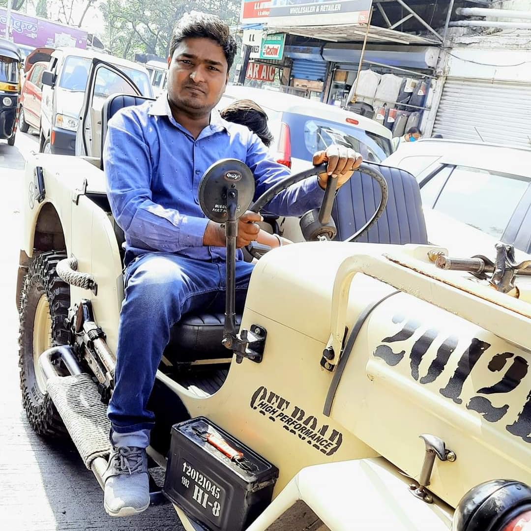 DILIP YADAV's Amazon Page