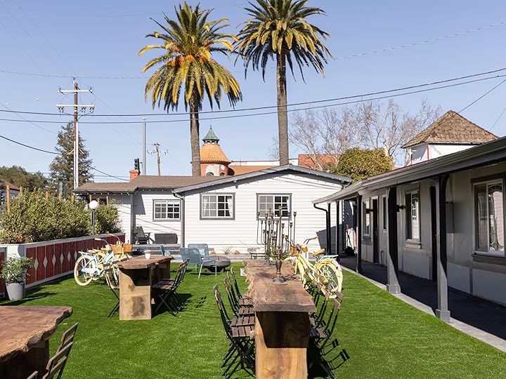 Watch Motel Rescue - Season 1 | Prime Video