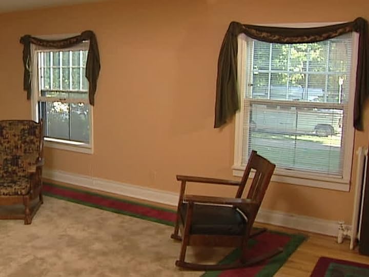 Prime Video: Decorating Cents - Season 1